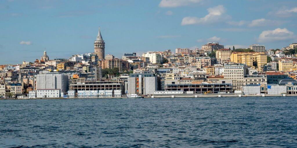 Serial Bridges Istanbul - Séries Mania Institute
